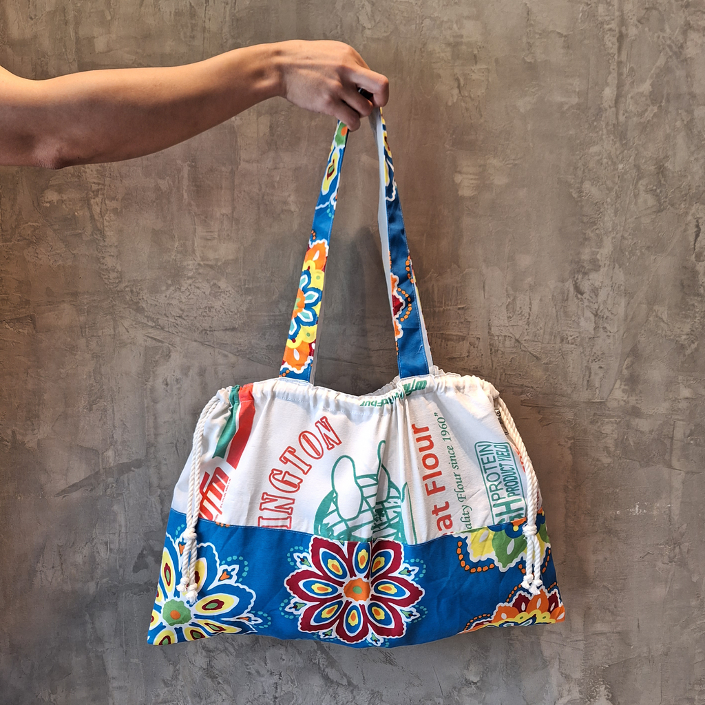 Likha Lokal Carryall Katsa Bag – The Good Store PH
