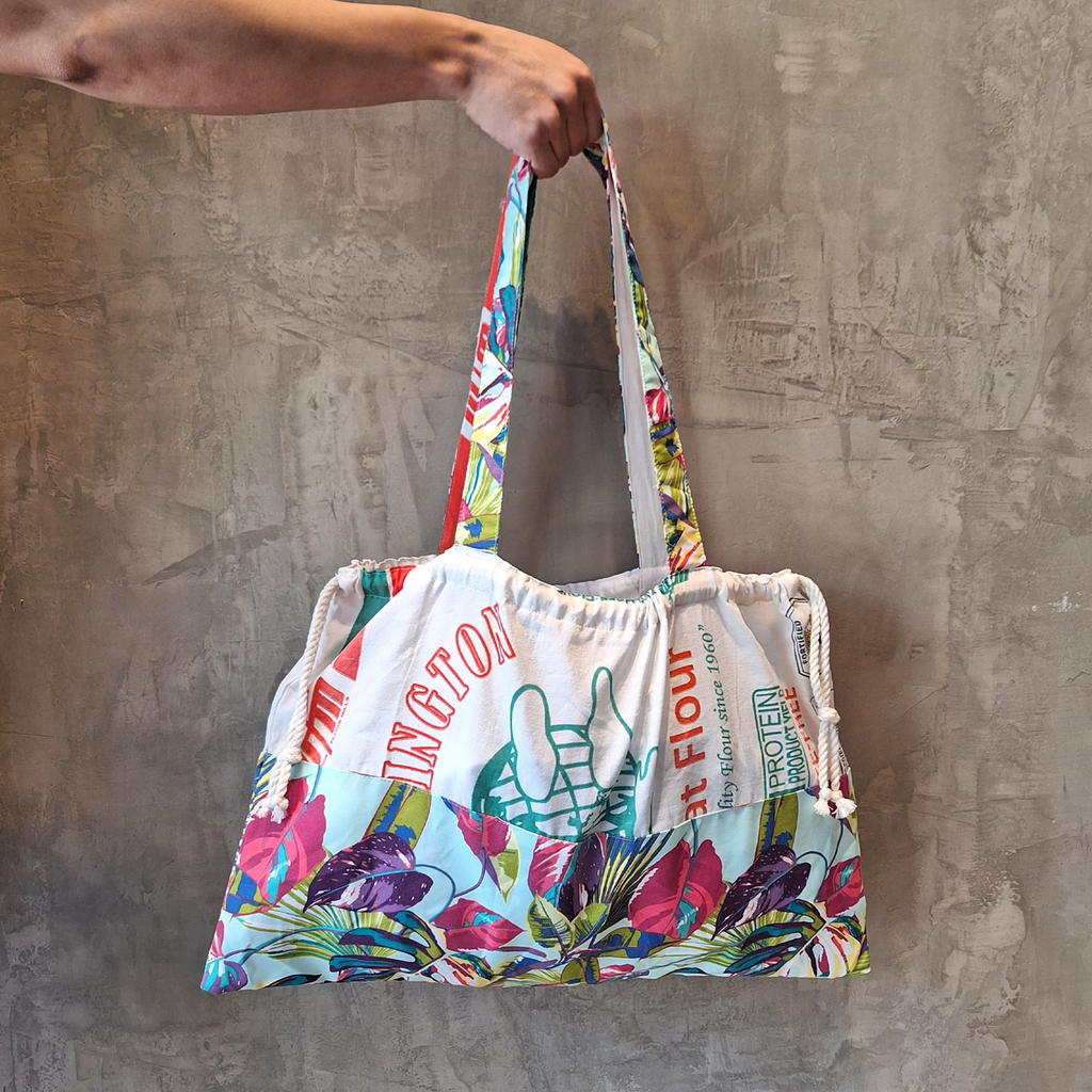Likha Lokal Carryall Katsa Bag – The Good Store PH